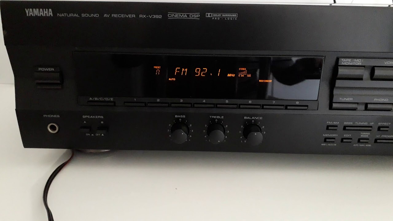YAMAHA RX V392 AV RECEIVER - YouTube
