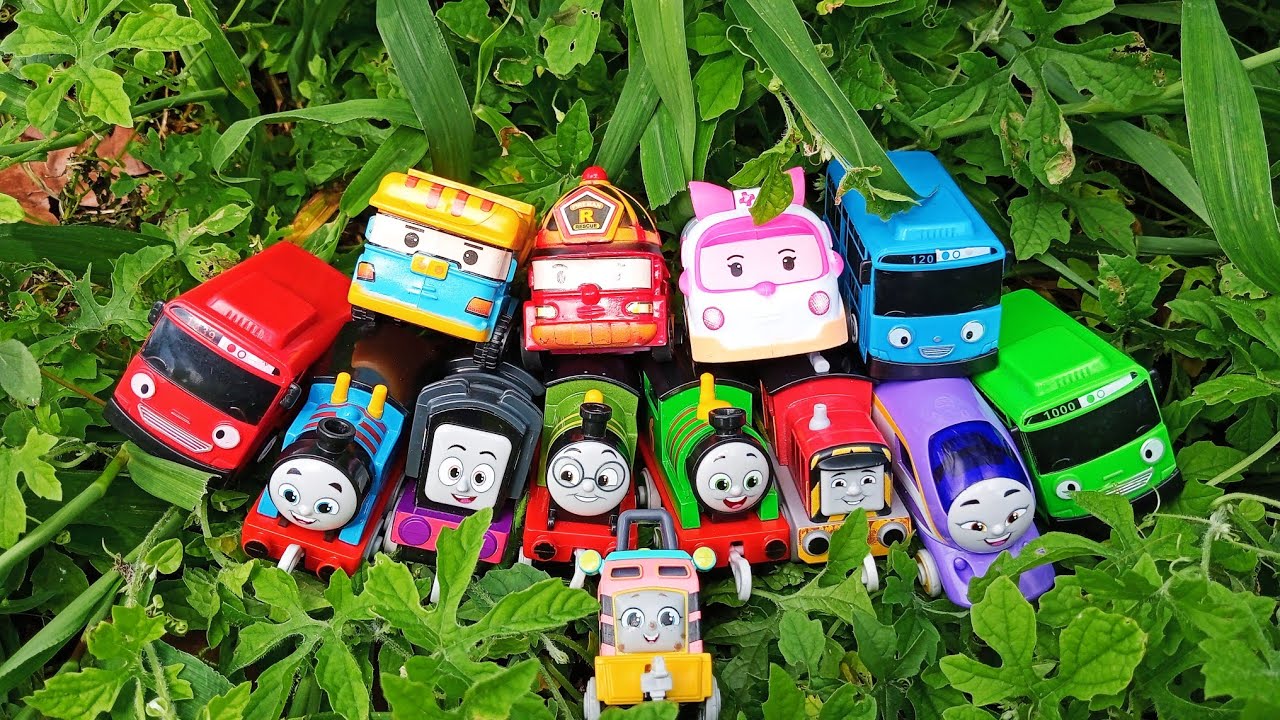 Train Thomas and Friends, Robocar Poli, Amber, Roy Mencari Pororo - YouTube