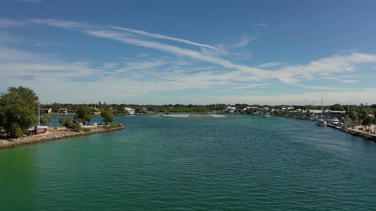 Venice Beach, Florida Inlet and Snake Island. - YouTube