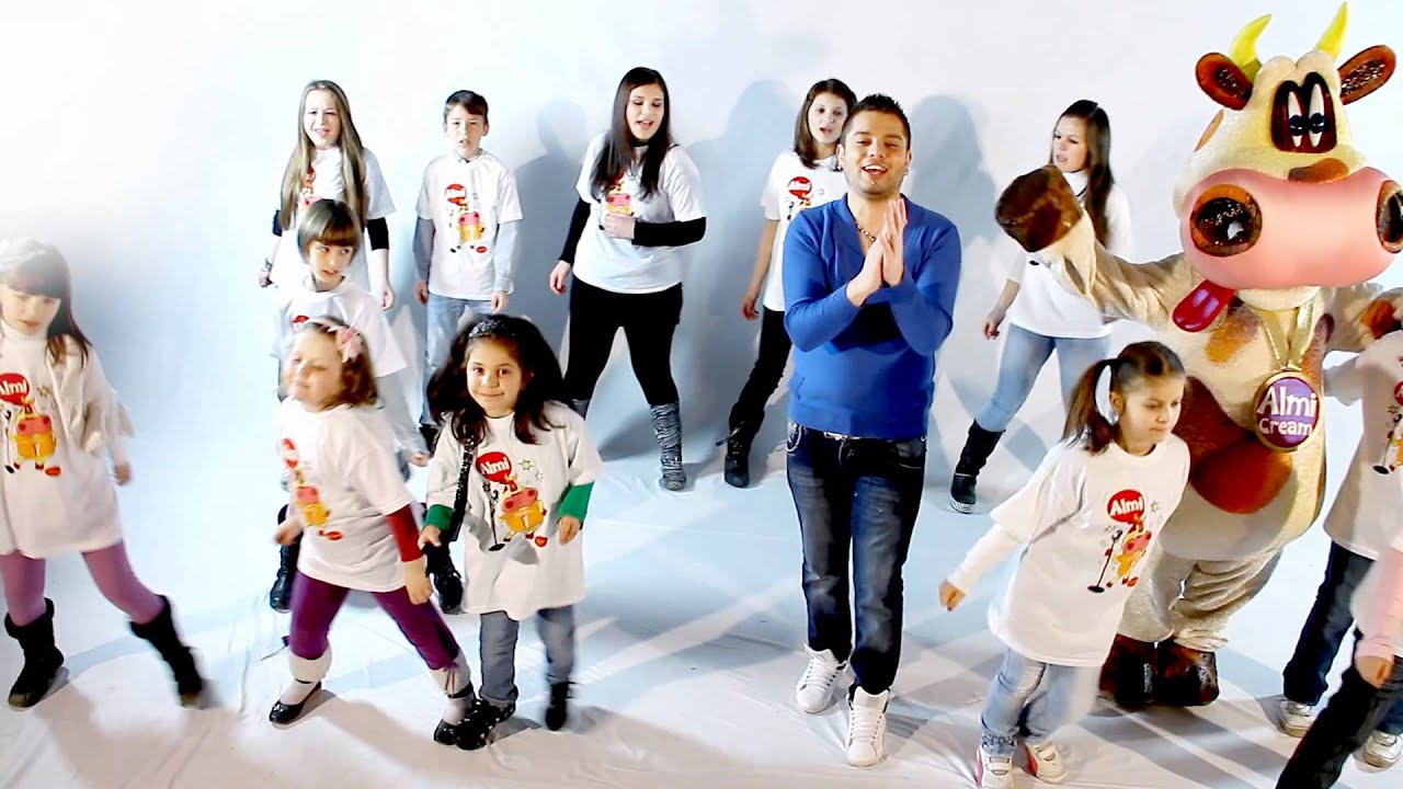 Emil Arsov i Grozdobercinja - Najdobra Drugarka (HD Video) - YouTube