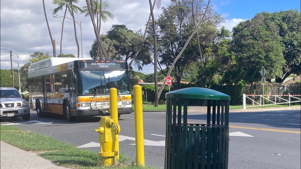 TheBus Route 8 Ala Moana Center- Makiki, Bus 961 (Part 1) - YouTube