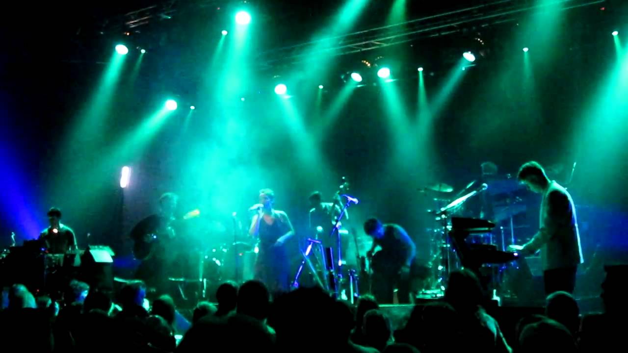 Sorten Muld - Dagmar + 2 Søstre - Live at Amager Bio - YouTube