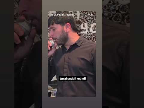 Tural sedali Resmi ESKUZIV OLARAQ seyfemde GULUM
