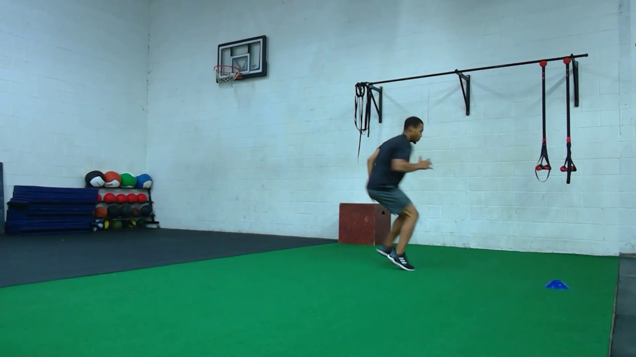 Backpedal to Turn and Sprint - YouTube