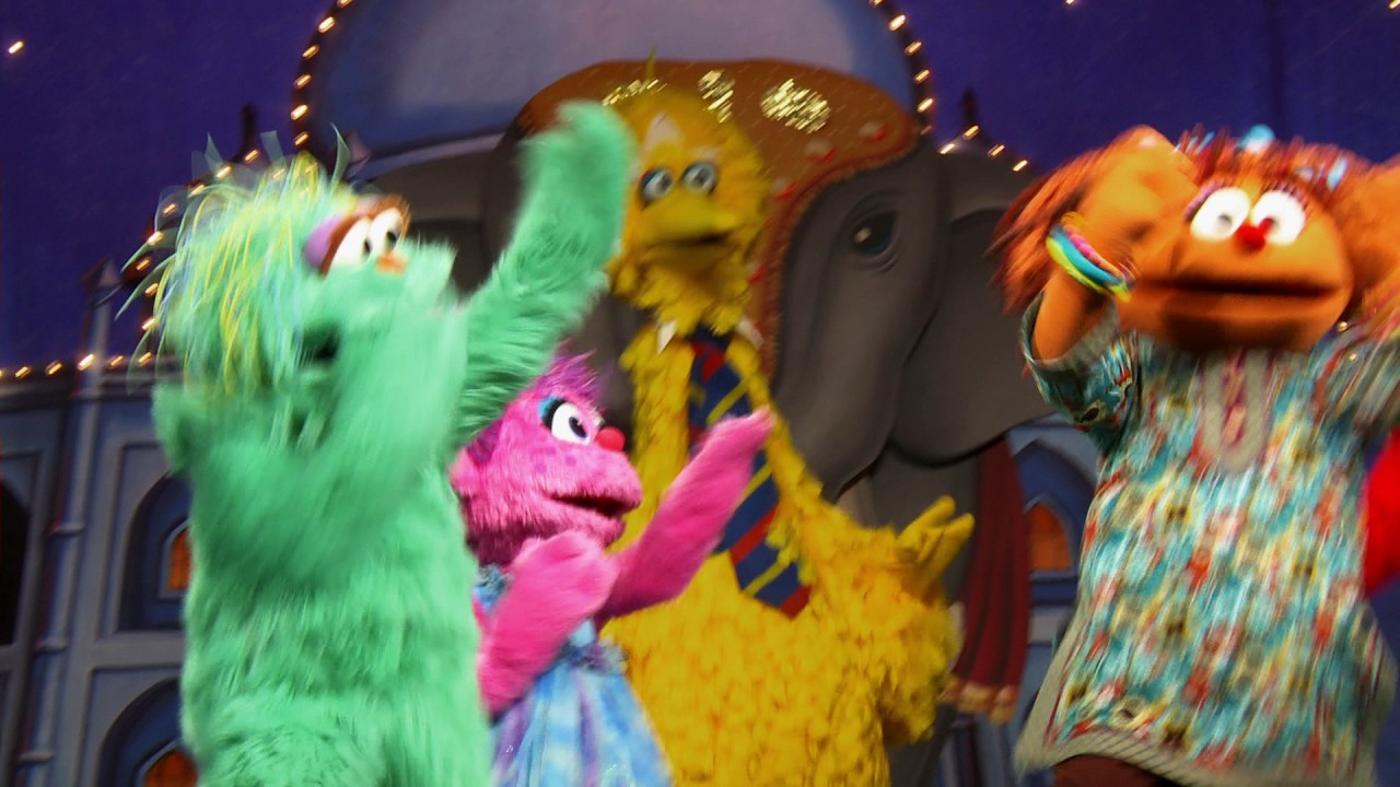 Sesame Street Live: Make a New Friend - YouTube