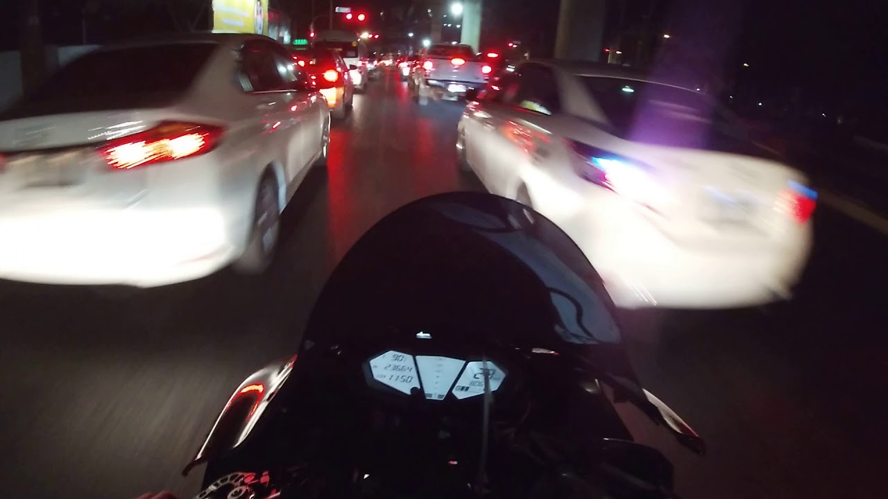 zx8r เบื่อ899ละเอา4สูบมาลั่นดีกว่าหาเหล้ากิน ดูเพลินๆครับเสียงลมเยอะ ...