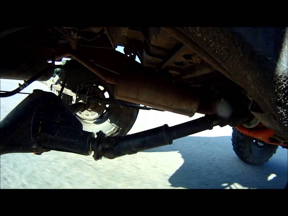 samurai rear axle view - YouTube