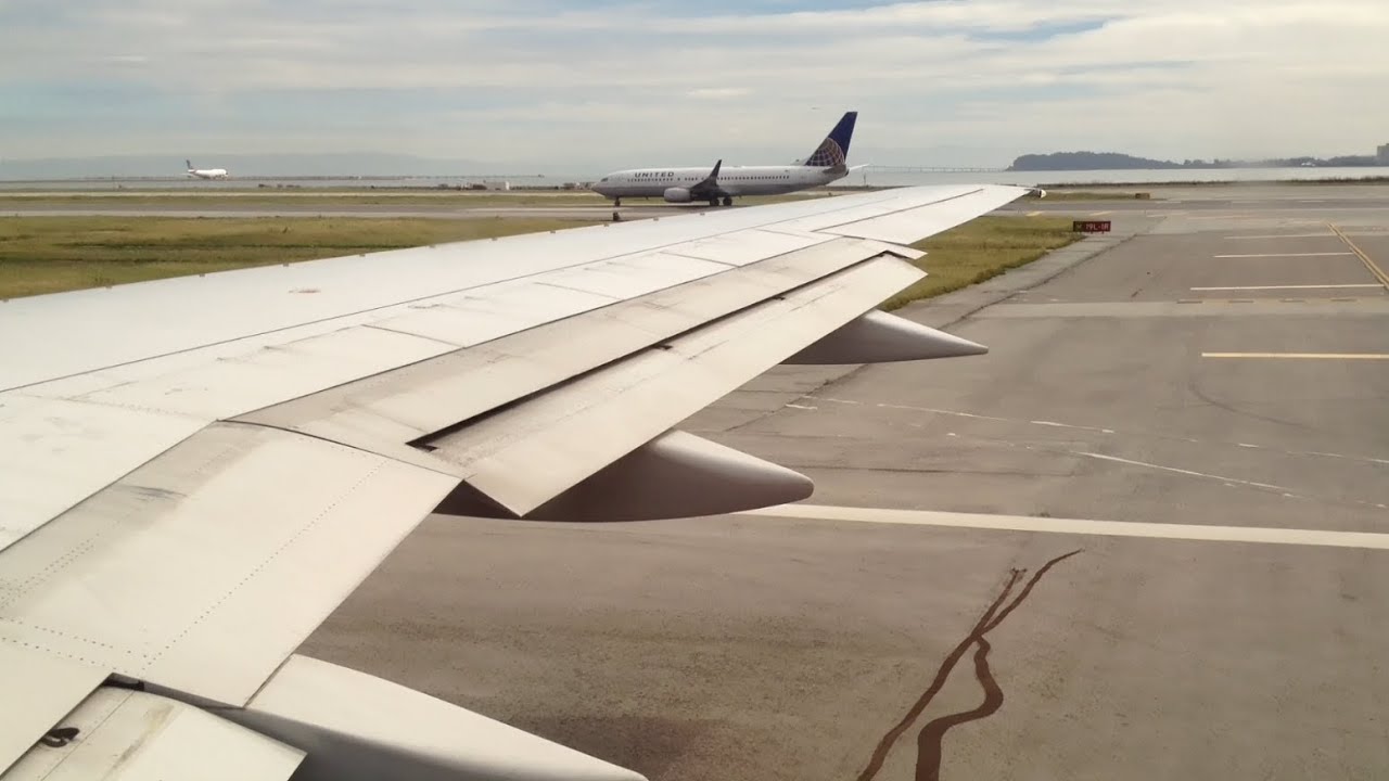 United Airlines Boeing 757-200 [N598UA] parallel takeoff from SFO - YouTube