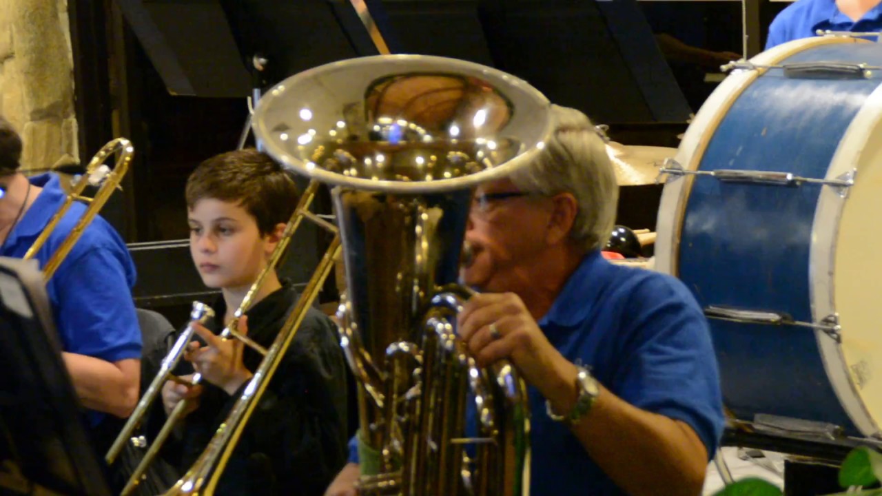 'Hark the Herald Tubas Sing' New Horizons Band of Melbourne - December ...