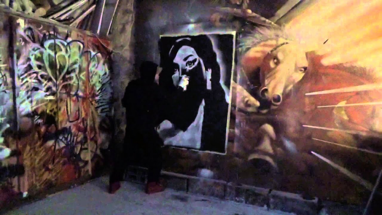 Amy Winehouse Graffiti speed art - YouTube