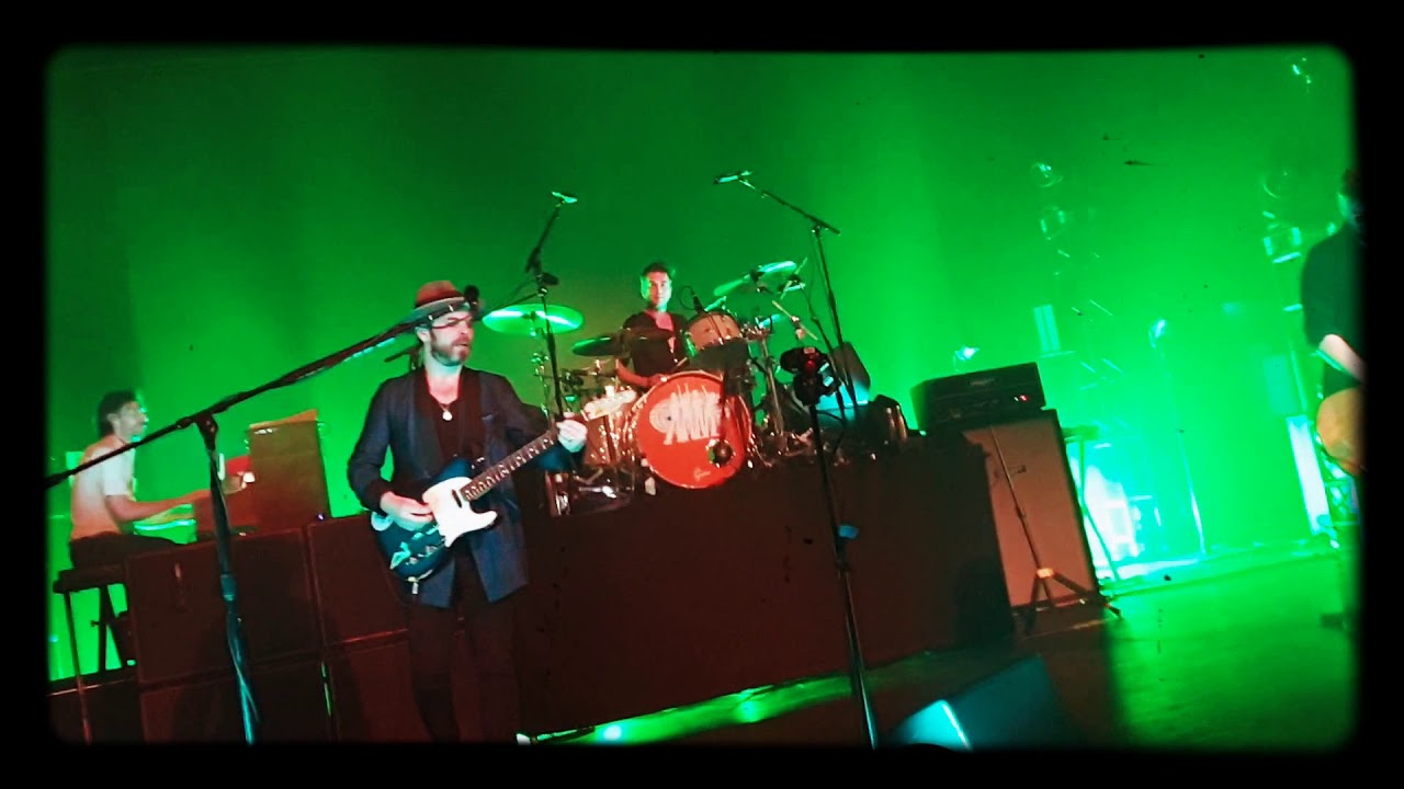 Supergrass - Sitting Up Straight LIVE Dublin, Olympia Theatre Saturday ...