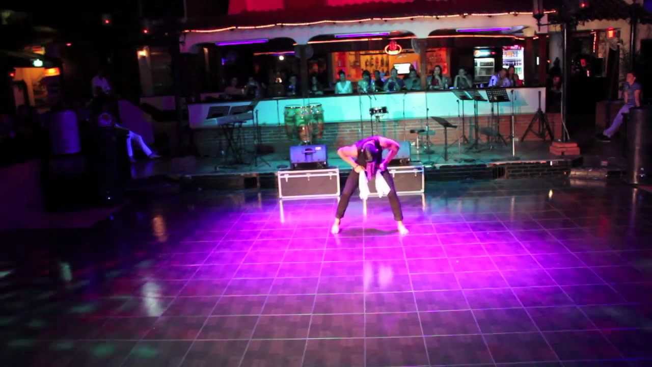 Ernesto Bulnes performing Pilon in Costa Rica - YouTube