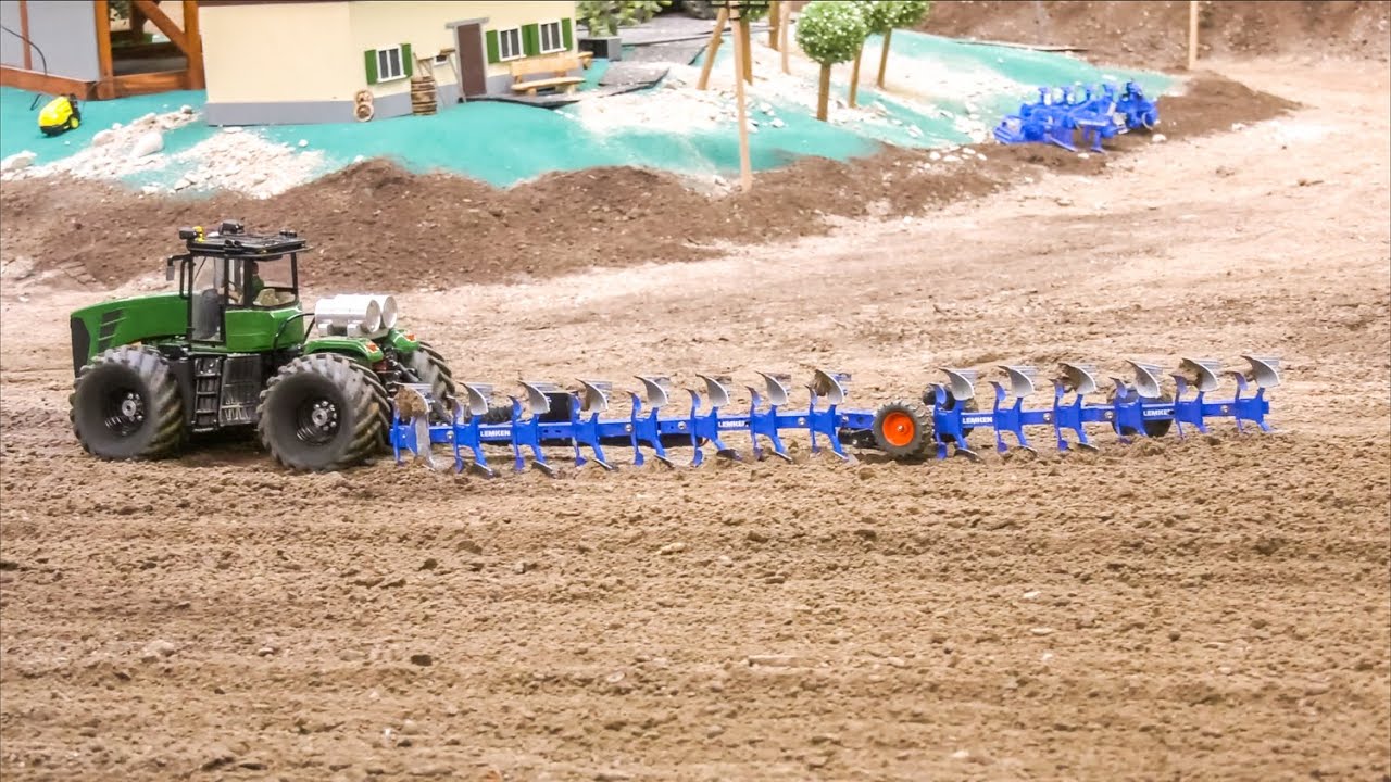 STUNNING RC FARMING! MODIFIED RC TRUCKS! AWESOME RC TRACTORS! - YouTube