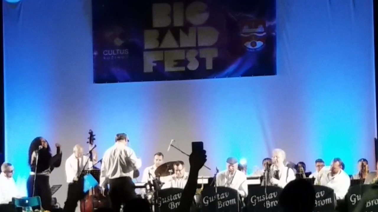 Big Band Fest Deidra jones - YouTube