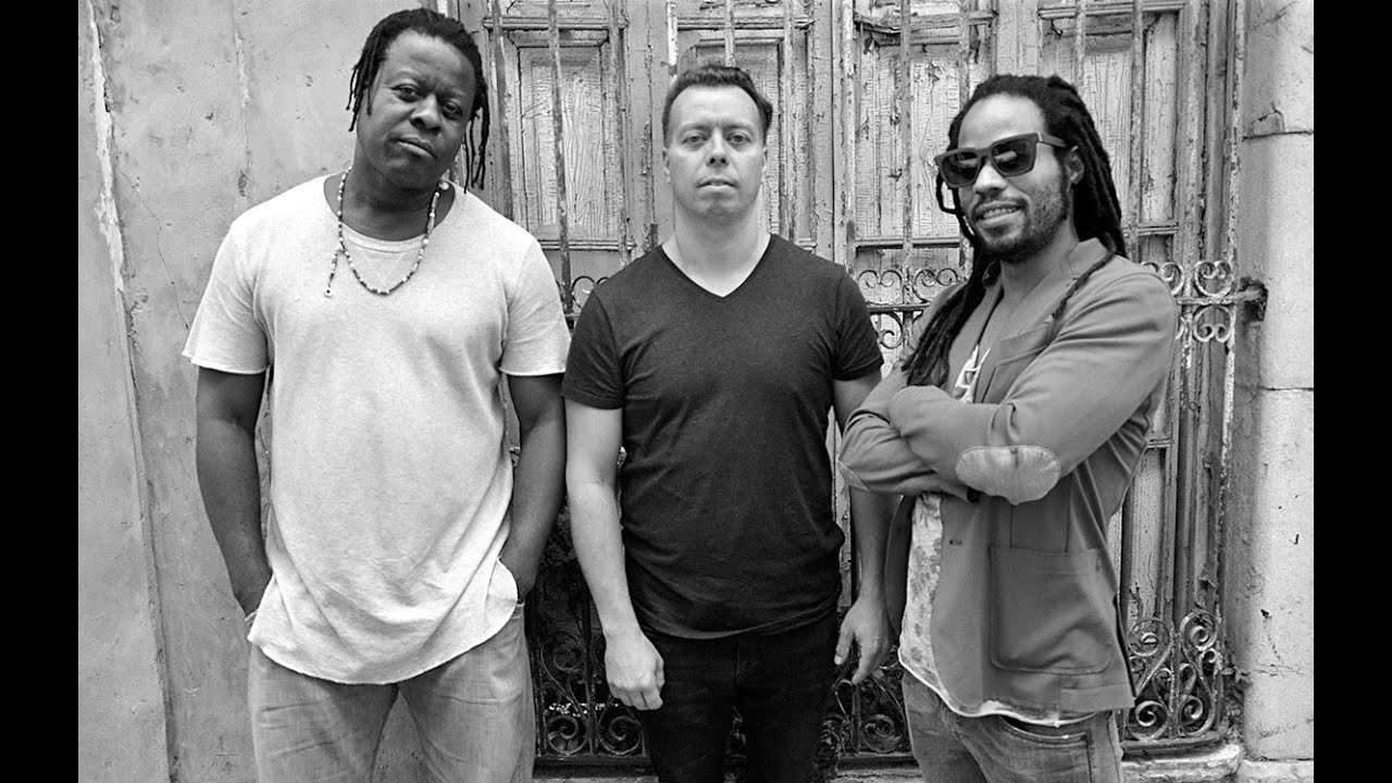 Thlangano - Mark Aanderud Trio - Danza de los Muertos (2019) - YouTube