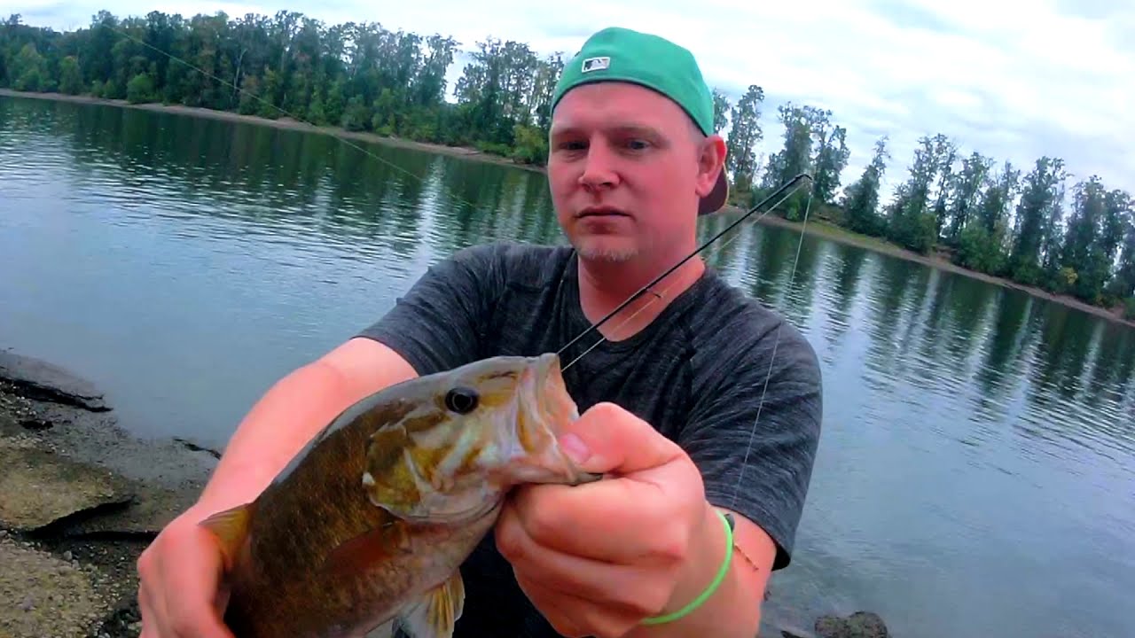 Willamette River Carp, Catfish, Bass/ Downtown Portland Oregon - YouTube