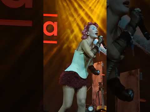 Hande Yener Bakacağız artık 