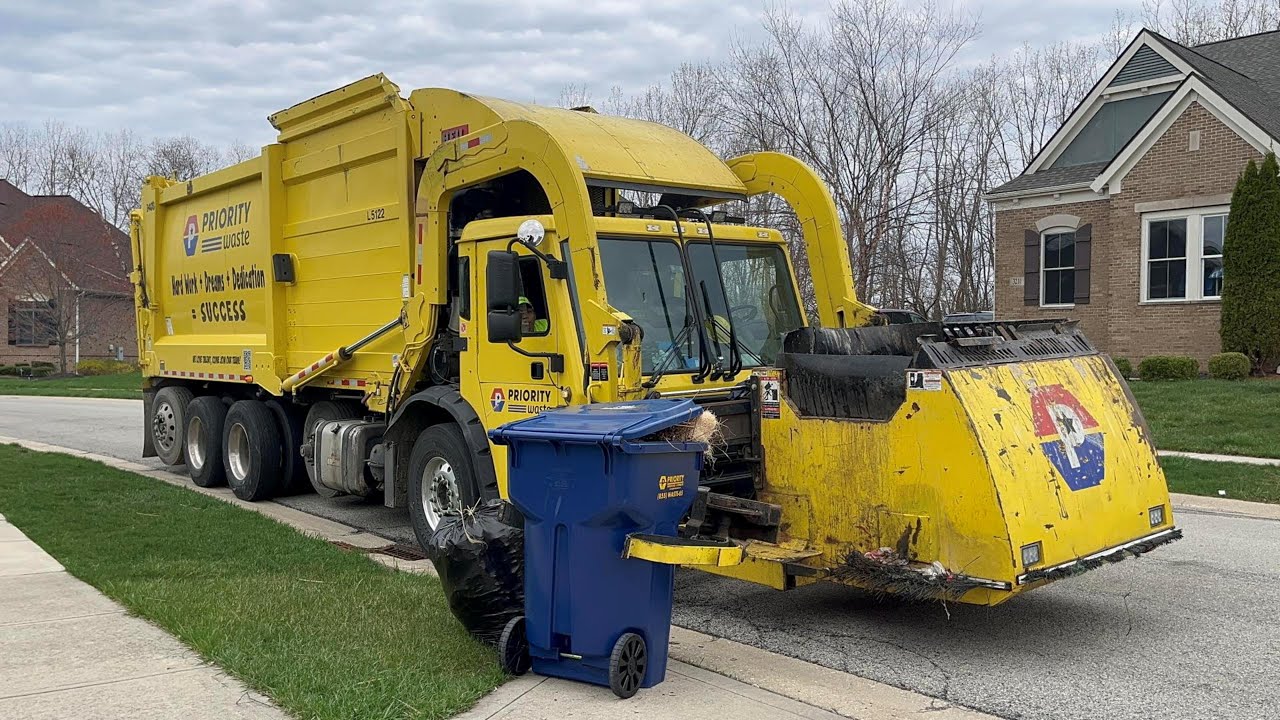 Super Fast! Yellow Priority Waste Heil Curotto Can Garbage Truck in ...
