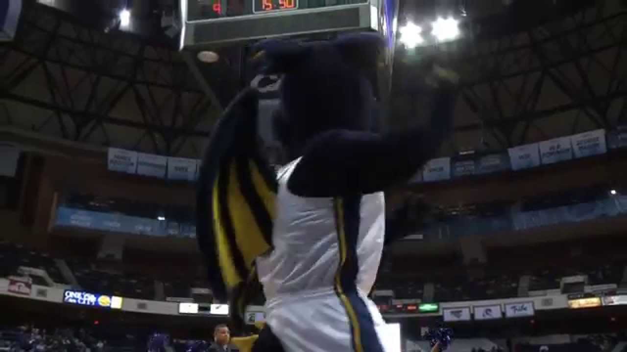 Drexel mascot Mario the Magnificent Dragon - Reel - YouTube