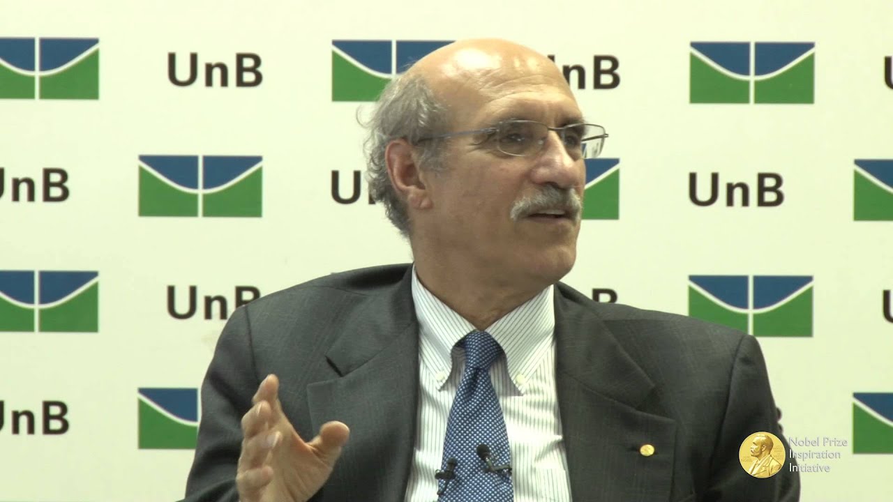 Nobel Laureate Martin Chalfie on the value of science cafes - YouTube
