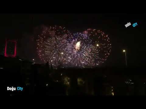 İstanbul ortaköy yeni yıl muhteşem görüntüler 2020