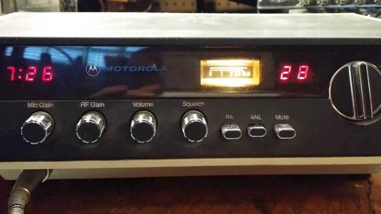 Motorola base cb - YouTube