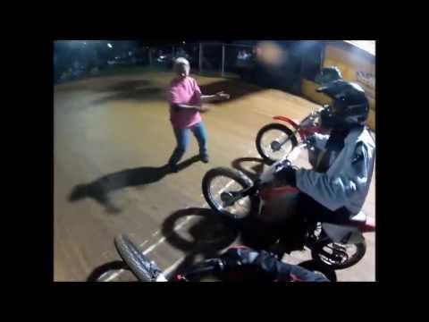 Woodleaf Speedway 10.12.13 SEMDTRA Stock Mad Dog main event - YouTube