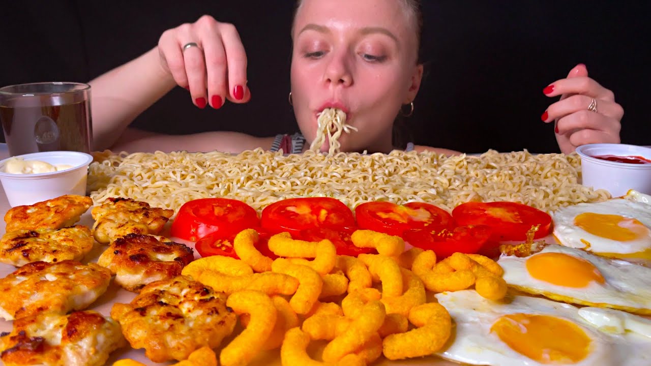 ASMR MUKBANG | Chicken cutlets, egg, noodles, tomatoes, cheese sticks ...