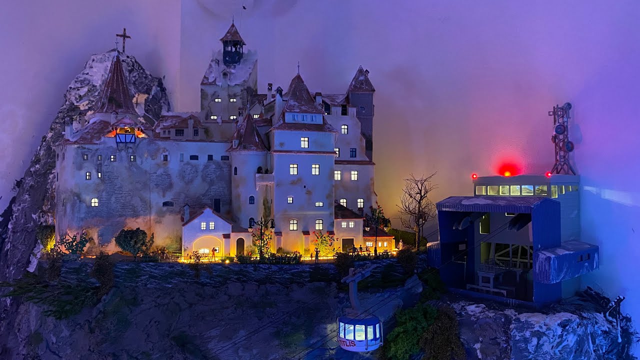 Faller 130820 Schloss Bran - YouTube