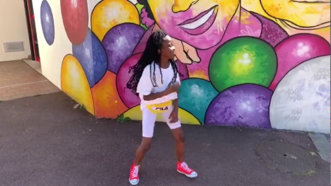 Tyana - Crazy Baby 🧡💚💜💖 - YouTube