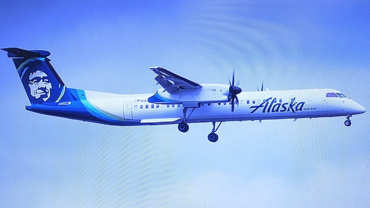 Partial CVR Horizon Airlines Flight 449 Q400 (N449QX) (10 August 10 ...