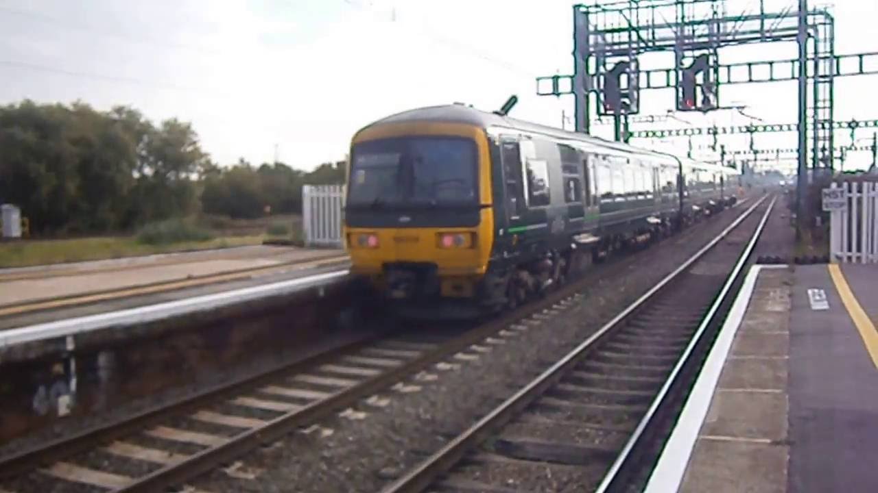 GWR Green DMU no: 166216 @ Didcot Parkway {2P42} 13/10/2016. - YouTube