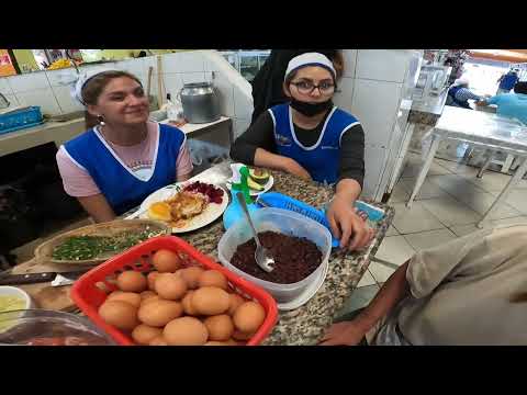 Ekvador’da İlginç Gelenek: Yemeklerine Kan Koyuyorlar! Banos Şehrindeyim #178