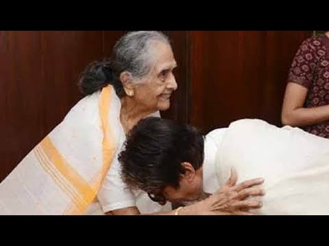 आखिर क्यू emotional रंग Big B inke liye😱 #actress #amitabhbachchan # ...