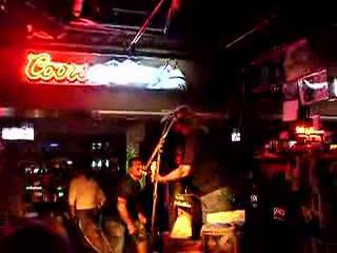 Matt Avery @ Big'Uns Key West - YouTube