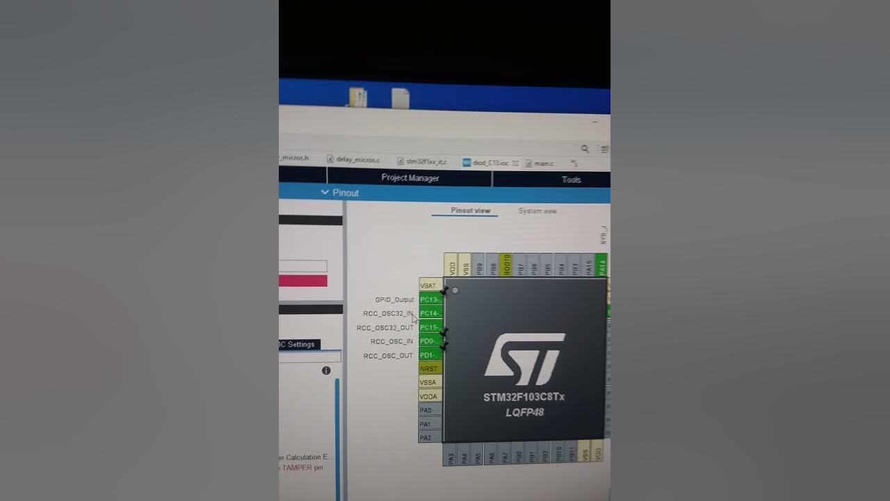 STM32 RTC и светодиод на PC13 - YouTube