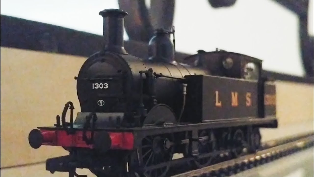 Bachmann 1p with a stripped gear - YouTube