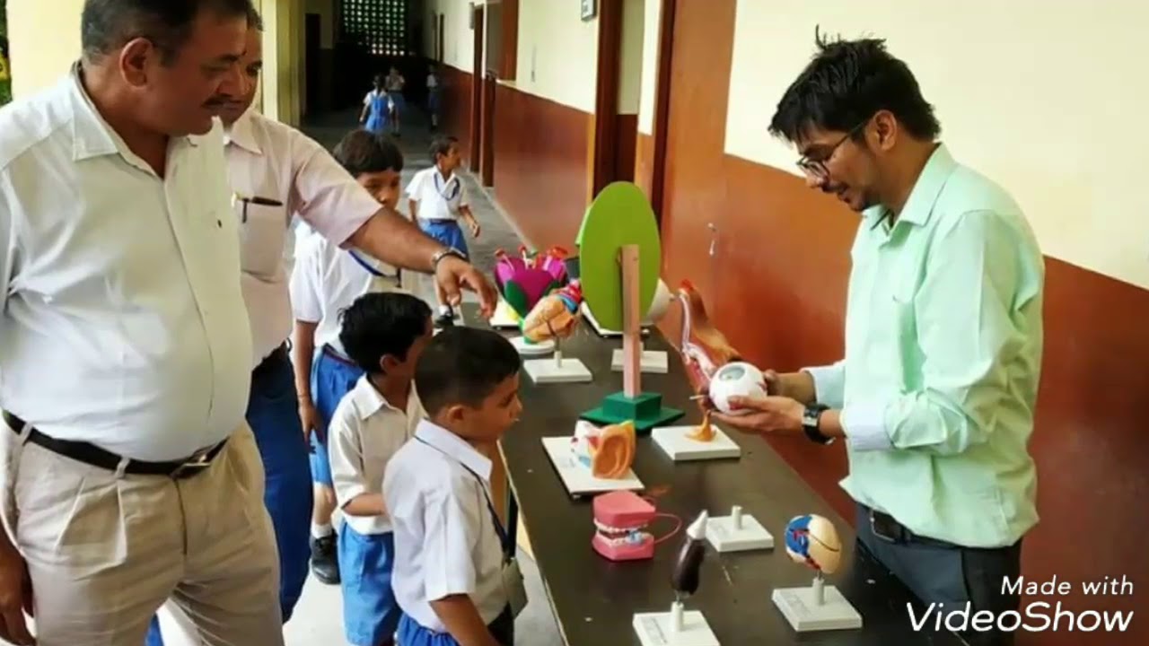 Mobile Science Lab on its visit in September 2018 - YouTube