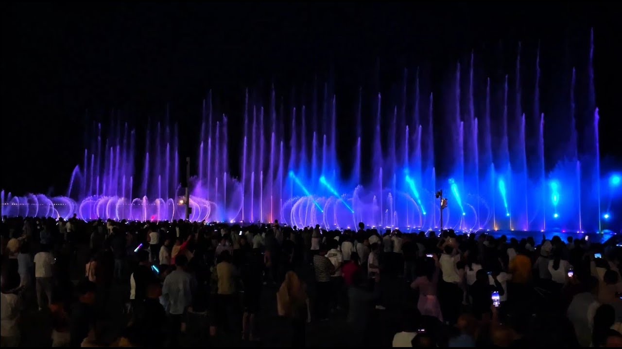 Must-See Night Show—On Par with Disney & Longwood | Lights, Fountains ...