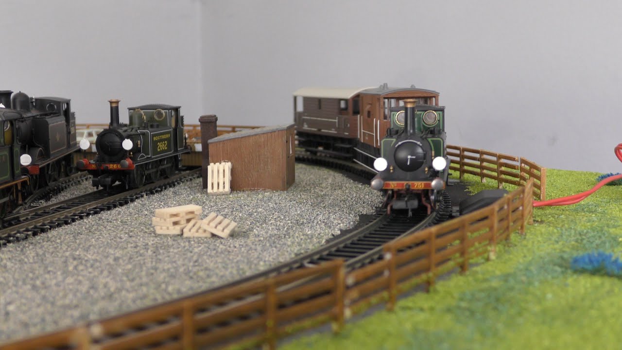 Model Railway 'SR Tank Engine Gala' - YouTube