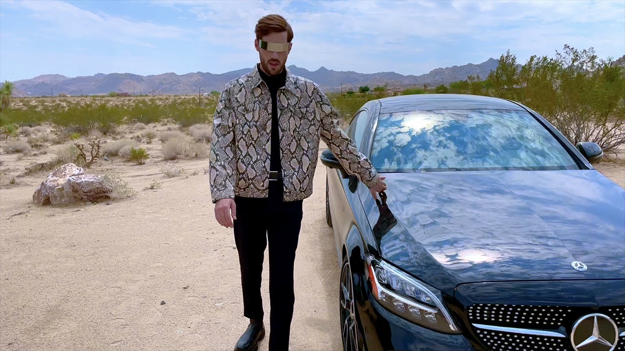 tom harker - ghosté (official music video) - YouTube