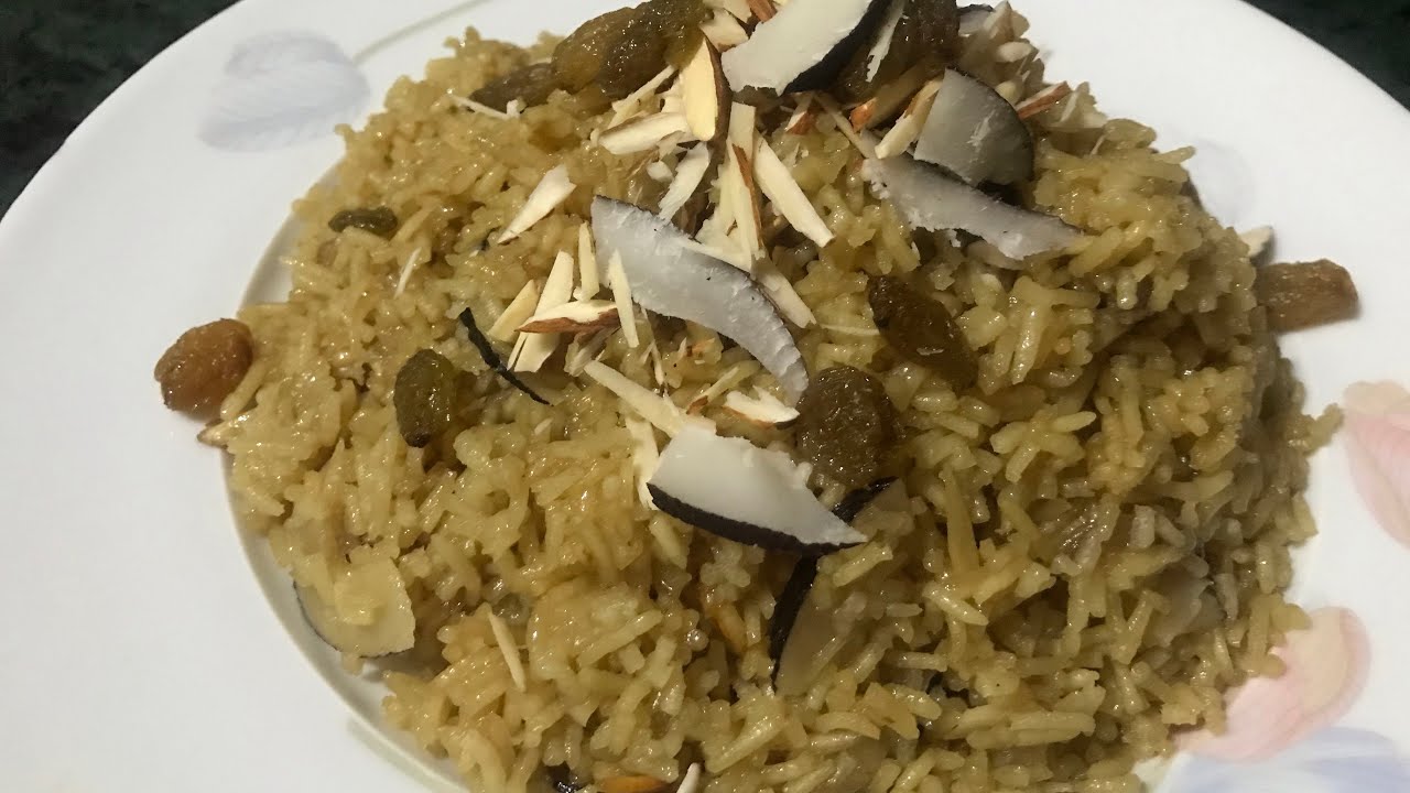 Gur waly chawal / jaggery rice recipe / punjabi sweet dish/ گڑ والے ...