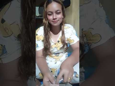 Tante live apem tembem kupas buah pinang