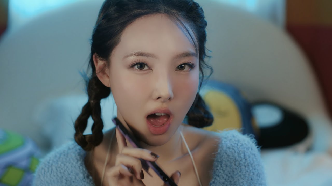 moonlight sunrise but only nayeon's lines - YouTube