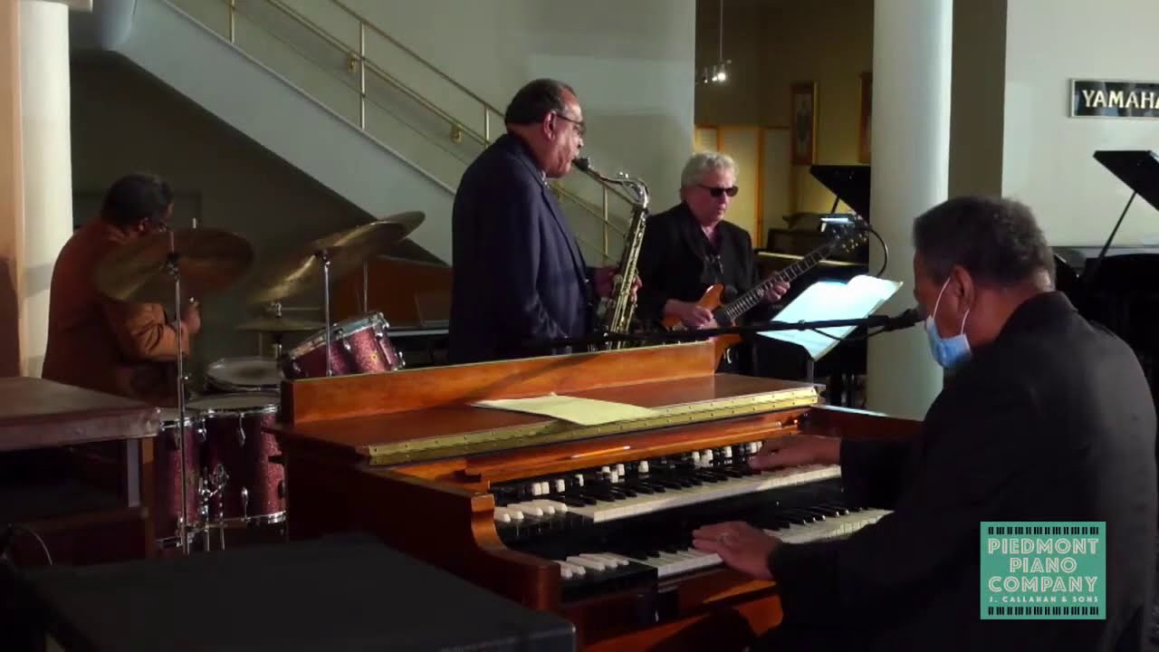 12th Annual Jazz Organ Fellowship Tribute: Chester CT Thompson Trio w ...