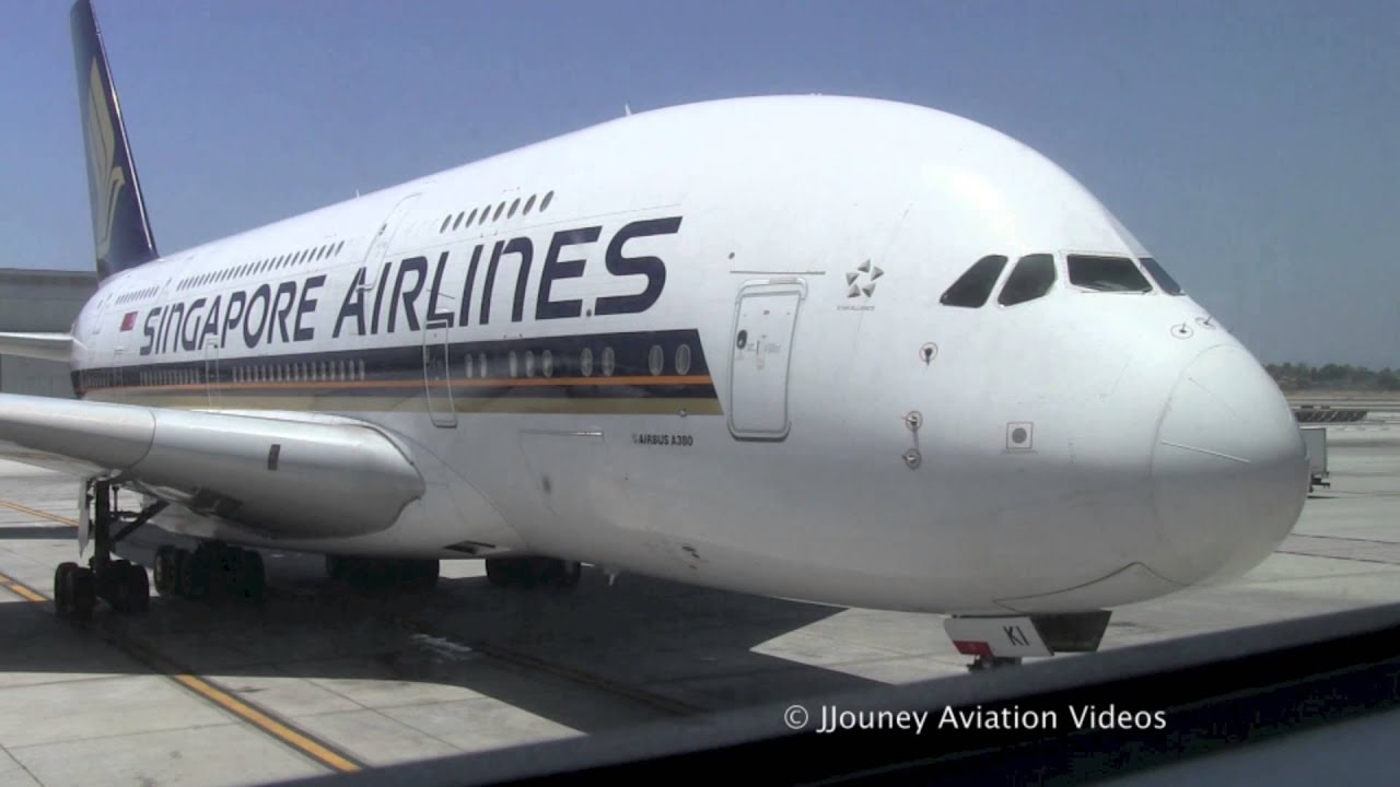 Airbus A380 - Gate Arrival LAX Tom Bradley Intl Terminal - YouTube