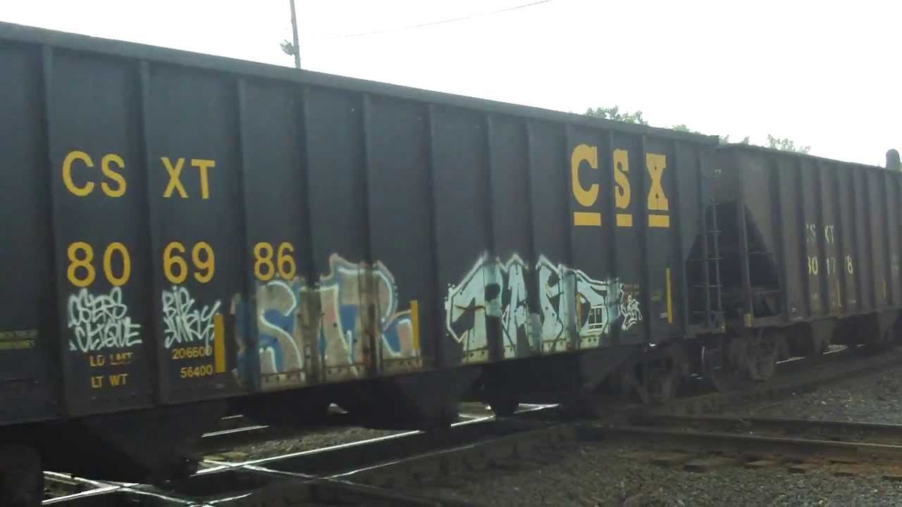 CSX 775 leads a Northbound coal train through Marion, Ohio. - YouTube