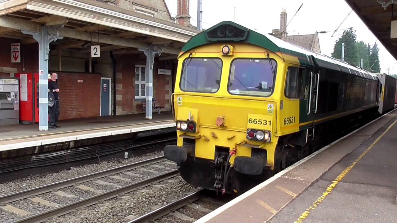 Trains At Stowmarket Railway Station (11/5/16) - YouTube
