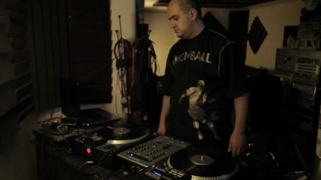 dj spirit scratch cercle rouge 2013.avi - YouTube