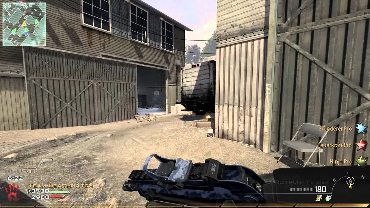 Call of Duty MW2 Quarry - FAMAS w/reddot PC Gameplay - YouTube